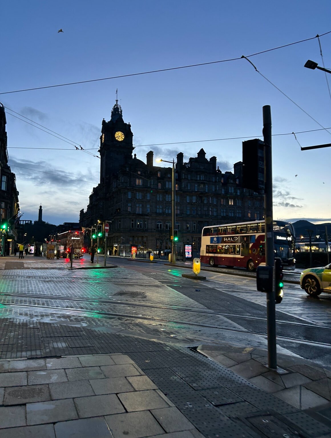 Princes Street Edinburgh Guide 2025[Shops+Activities] - Navigating Nomad