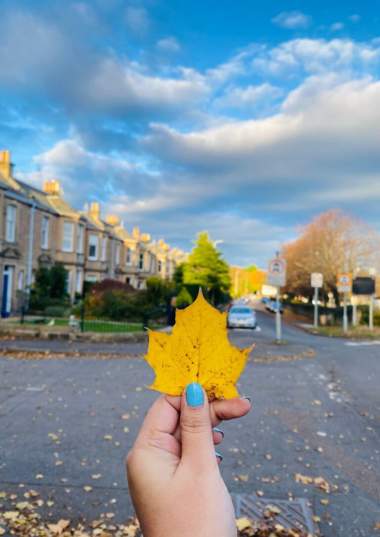 Best Time To Visit Edinburgh Scotland (A Month-By-Month Guide ...